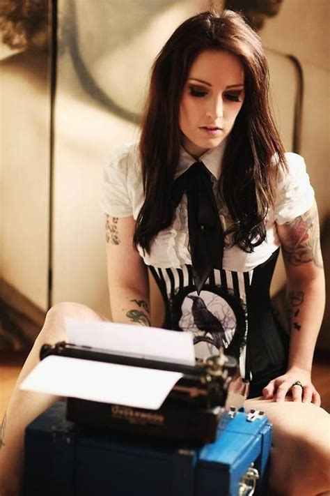 Pin On Steampunk Girls With Nice Curves And Other Divas