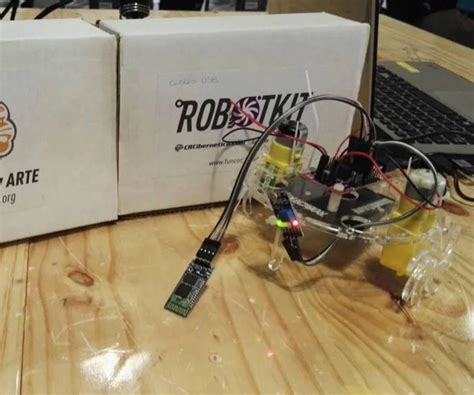 Robot Hecho En Arduino Controlado Con La Mano Instructables