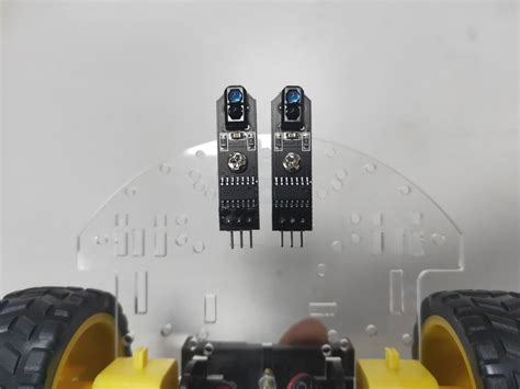 Arduino 自走車教學系列 單元 三 循線與避障 CIRCUS Pi