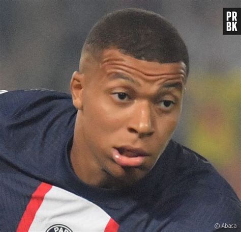 Insultes Marabout Et Pluie De Memes Le Bug De Mycanal Pendant Psg