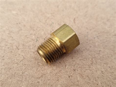 Connector 316 Tube X 18 Npt Brass Frank De Rek Repro Parts