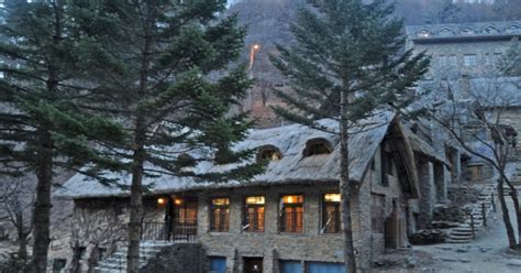 세상의 어지러운 소리와 단절… 침묵 사이 ‘풍성한 대화가 있네[마음의 쉼자리 종교와 공간]