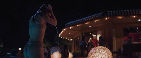 Nude Video Celebs Kaitlyn Dever Sexy Diana Silvers Sexy Booksmart 2019