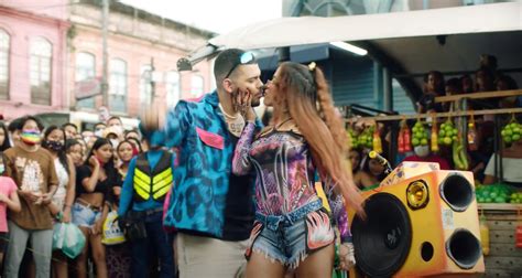 Spotify Singles Pedro Sampaio transforma No Chão Novinha em tecnobrega