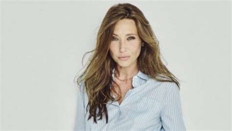 Laura Smet Pose Nue Dans Elle