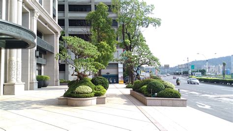 台北園藝公司園藝造景景觀維護景觀工程規劃造園景觀施工花木移植零售 良恆景觀工程行