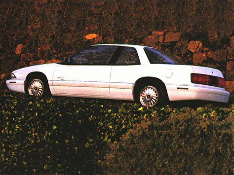 1996 Buick Regal Specs Prices Mpg Reviews And Photos