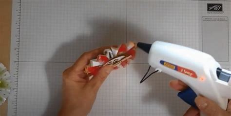 How To Use A Hot Glue Gun Without Strings GlueGunWiki