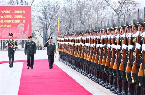 កងទ័ពជើងគោក កម្ពុជា ចិន ប្តេជ្ញាពង្រឹង និងពង្រីកកិច្ចសហប្រតិបត្តិការទ្វេភាគី ឲ្យមានប្រសិទ្ធភាព