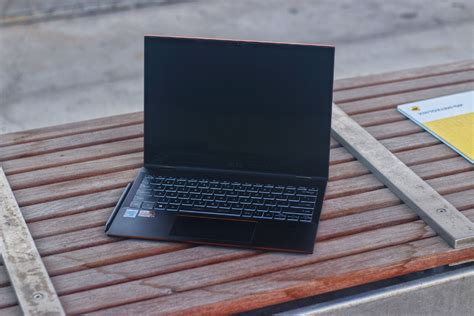 MSI Summit E13 Flip EVO Review: MSI Goes Convertible