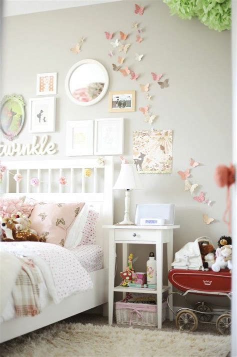 24 Wall Decor Ideas For Girls Rooms