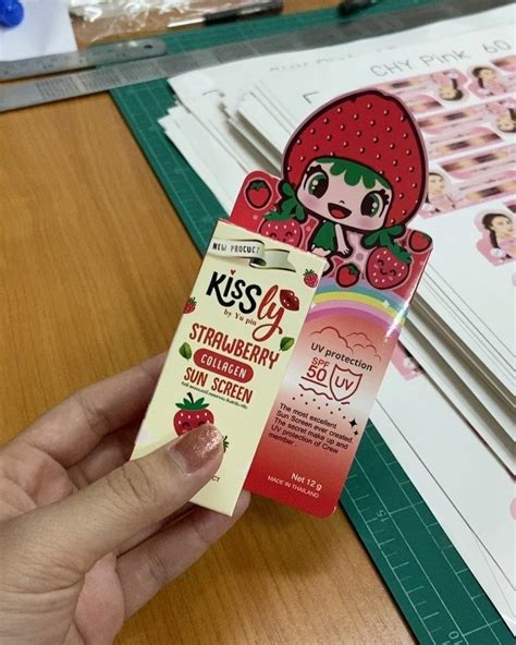 คุณกำลังหาโรงพิมพ์ “ผลิตกล่อง” สำหรับบรรจุสินค้าของคุณหรือไม่ เรามีรูปแบบกล่องที่หลากหลายตรงตาม