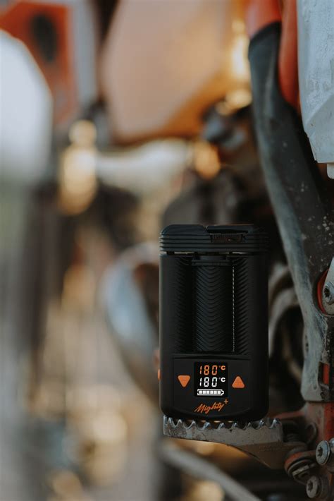 The Storz And Bickel Mighty Takes Cannabis Vapes To New Highs Maxim