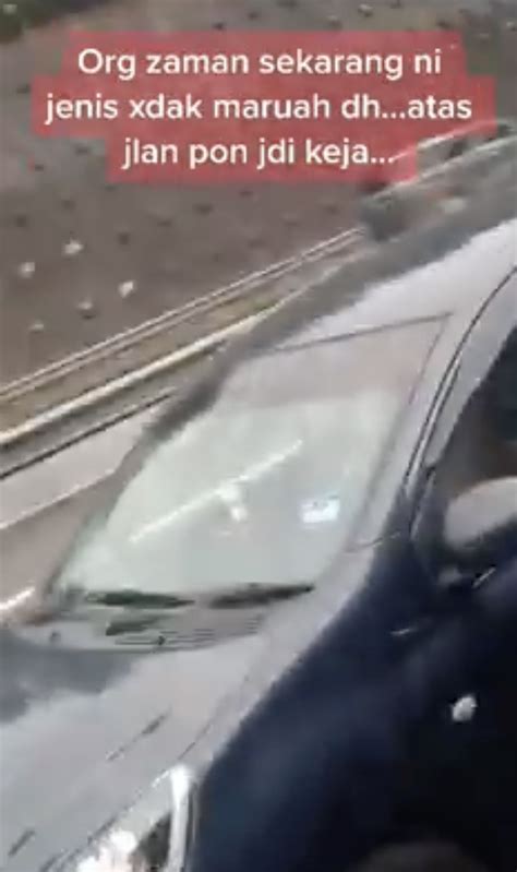 Couple Caught Having NSFW Fun While Driving Along The NKVE Highway WeirdKaya
