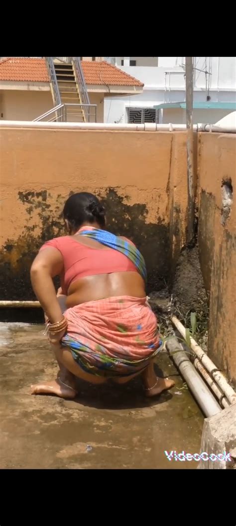 Desi Aunty Pissing Video Thisvid Com
