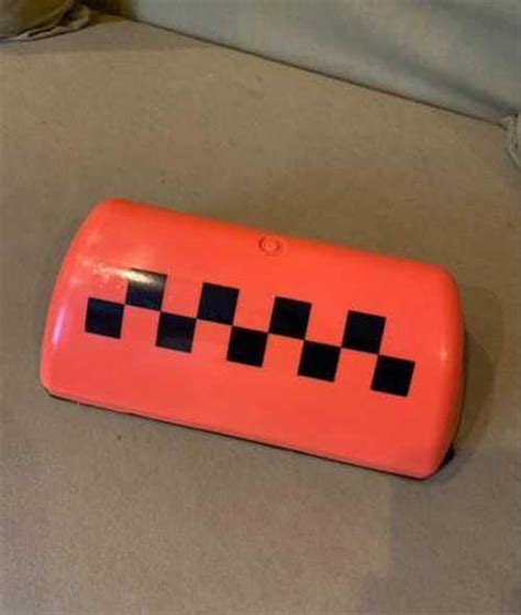 Шашка такси Фонарь такси на крышу купить Автозапчасти Festima Ru частные объявления