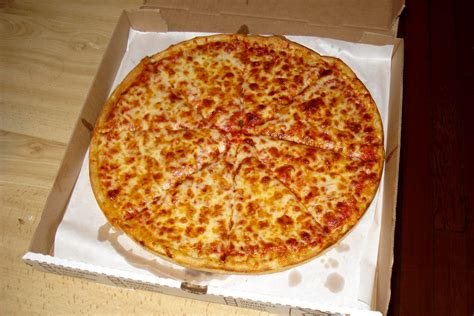 Pizza Queen Large Cheese Pizza Read More About Pizza Queen Flickr