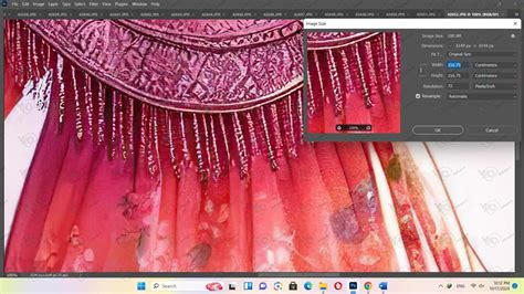 بک گراند کودکانه دختر ناز با حجاب نشسته روی تاب در باغ پرتقال کد 42625 ویژه عکس گراف عکس گراف