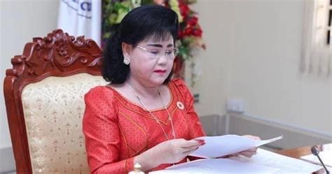 សម្តេចកិត្តិព្រឹទ្ឋបណ្ឌិត ប៊ុន រ៉ានី ហ៊ុនសែន ឧបត្ថម្ភជាអំណោយមានគ្រឿងឧបភោគ បរិភោគ និងថវិកា