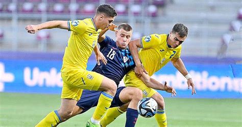 Румунія звинуватила Україну в порушенні регламенту ФІФА на молодіжному Євро 2023 з футболу