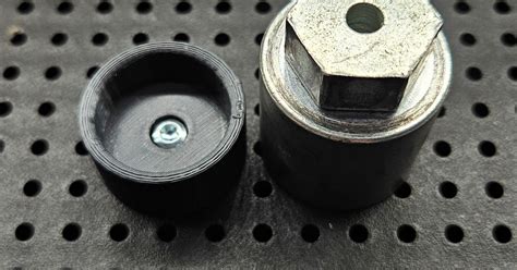 OLD Tool Grid 22mm Wheel Lock Key Socket By James Donovan Download Free STL Model