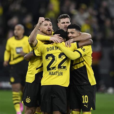 Cetak Hattrick Striker Dortmund Ukir Rekor Langka Di Bundesliga