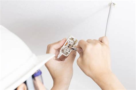 How To Wire A Light Fixture With Black And White Wires Step By Step Guide
