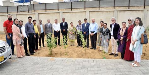 Rotary Club Of Karachi Nexus Adopted Pib Central Jail School