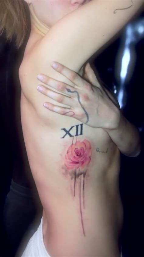 Cara Delevingne And Selena Gomez Are Now A Lesbian Couple 6 Photos