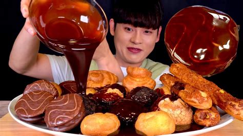 Asmr 크림폭탄 초코폭탄 프로피테롤🍫😋크로칸슈 슈크림빵 위에 떨어진 초콜릿 먹방~ Profiteroles Cream Bread With Chocolate Mukbang