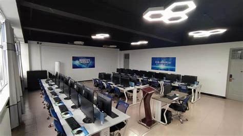 实训室介绍 信息工程系