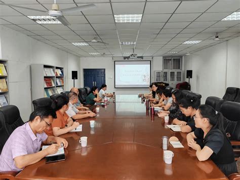 “躬耕教坛，强国有我” ——马克思主义学院召开教师节座谈会 济南大学马克思主义学院