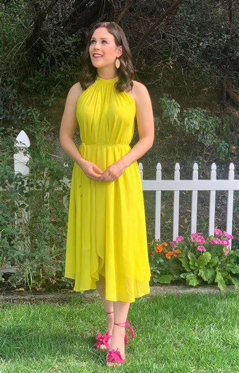 Pin By Brooklyn Russell On When Calls The Heart Erin Krakow Krakow Fashion