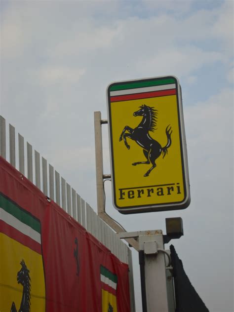 무료 이미지 광고하는 기호 차량 도로 표지판 노랑 간판 교통 표지판 2304x3072 19073 무료 이미지 Pxhere