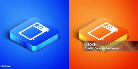 파란색과 주황색 배경에 격리된 등각측정 전자레인지 아이콘입니다 가전 제품 아이콘입니다 정사각형 버튼 벡터 3차원 형태에 대한 스톡 벡터 아트 및 기타 이미지 Istock