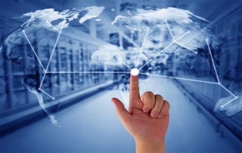 The Top Ways To Accelerate Cloud Migration While Avoiding Risk