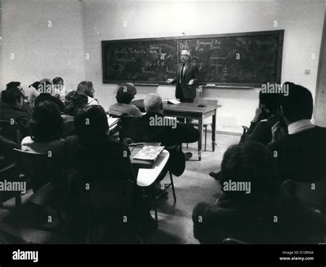 1 Januar 1974 Kam Zurück Nobelpreisträger Prof Emilio Segre Der