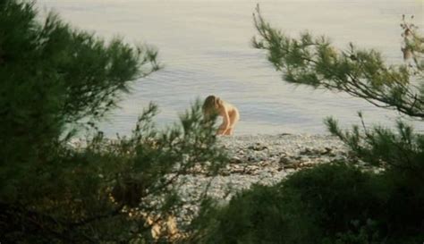 Naked Mirjana Karanovic In Pad Italije