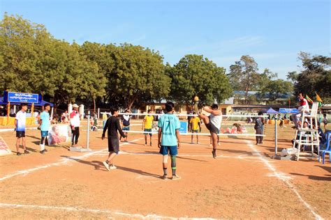 မကွေးတိုင်းဒေသကြီးဝန်ကြီးချုပ် ဦးတင့်လွင် ၇၇ နှစ်မြောက် ပြည်ထောင်စုနေ့အထိမ်းအမှတ် အားကစားပြိုင