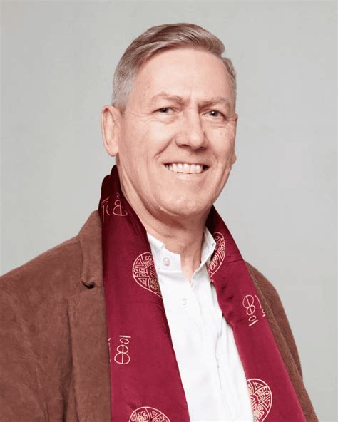 Stuart Elliott Village Pulse