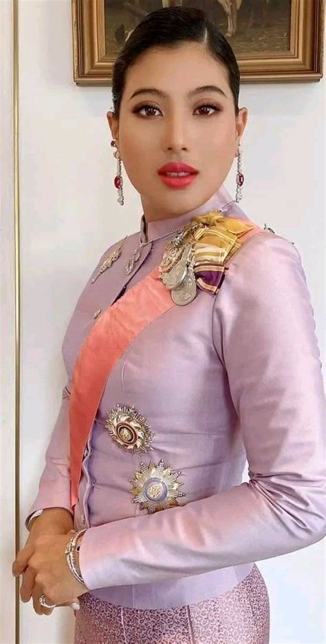 แฟชั่นไทย ราชวงศ์ เจ้าหญิง นางแบบ