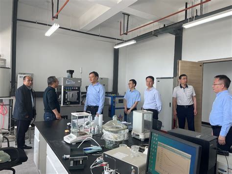 校党委书记陈志坚到材料学院调研 长安大学材料科学与工程学院