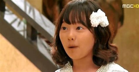 메이퀸 김유정 역시 옷이 날개 공주 드레스 입었더니 귀티 줄줄