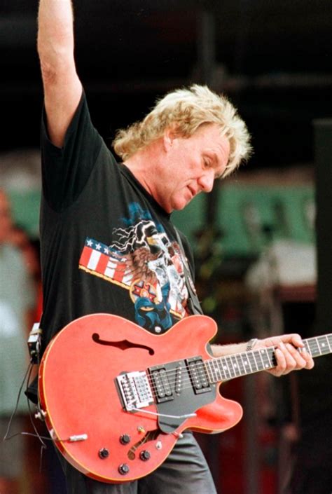Woodstock Guitar Hero Alvin Lee Dies Aged 68 Metro News