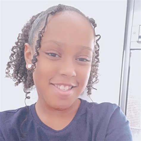 Mikaella De Oliveira Silva Mika Pretinha Princess Threads Say More