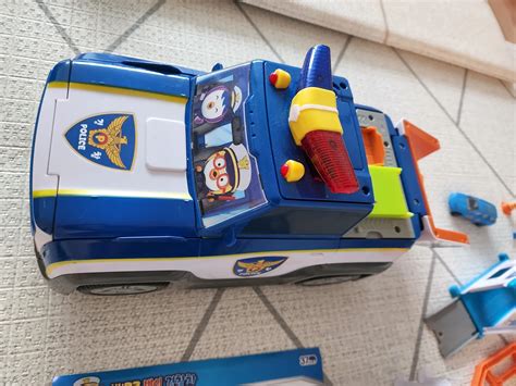 뽀로로 변신 경찰차 거의 새상품급 당근 중고거래