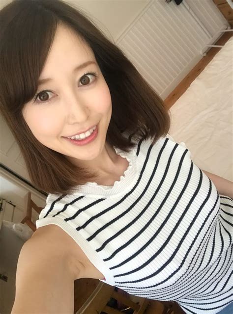 Pin By Colin Anthony On Yu Shinoda Sakura Momo Women Striped Top Lady