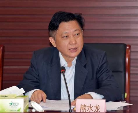 “隔周三休”到底好不好，为什么与劳动法相悖？ 知乎