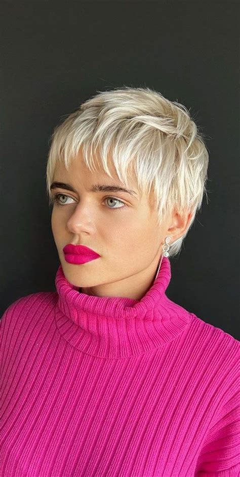 50 Best Short Hair With Bangs Crown Layered Pixie Cut Cool Short