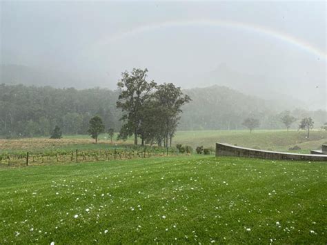 🔥beautiful Raincloud Turns Into Massive Hailstorm Rnatureisfuckinglit